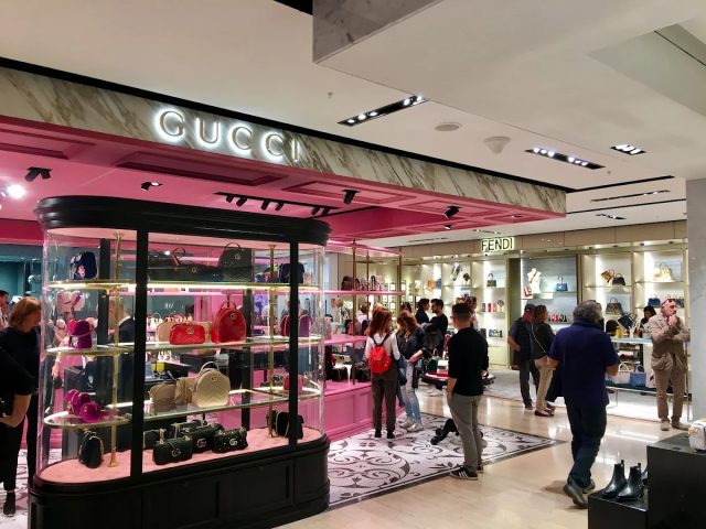 5 Reasons to Experience La Rinascente Rome's Elegance